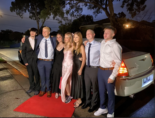 The Ultimate Guide to School Formal Car Hire | Dream Rides